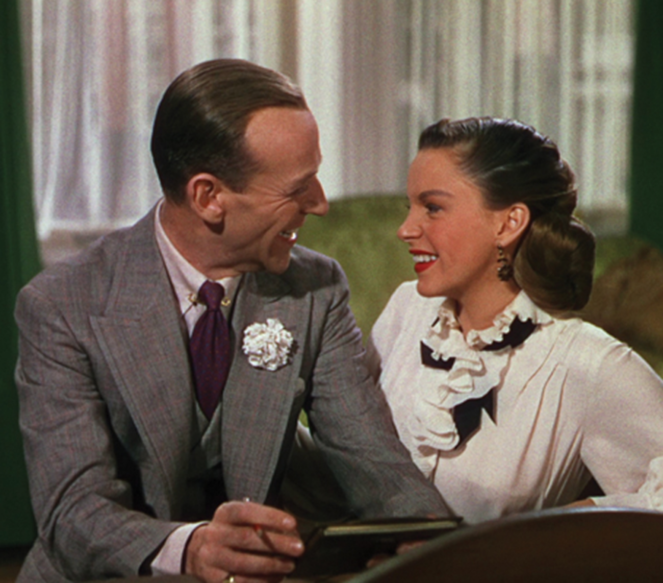 EASTER PARADE | De Studio